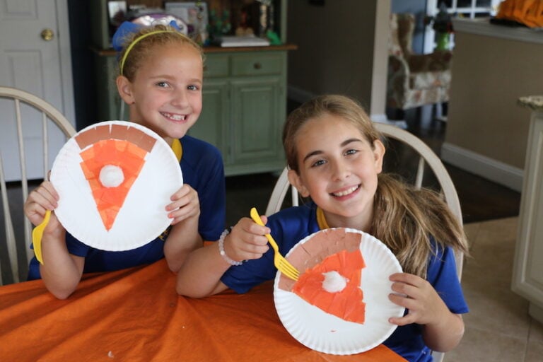 Thanksgiving Pie: Arts And Craft Project For Kids - Lady and the Blog