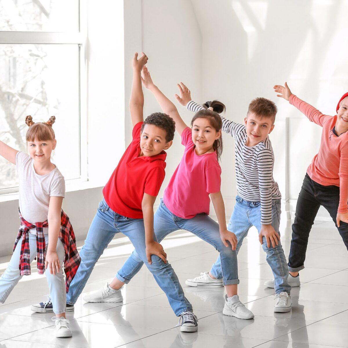 50 Family Dance Songs That Are Kid-Friendly And Fun