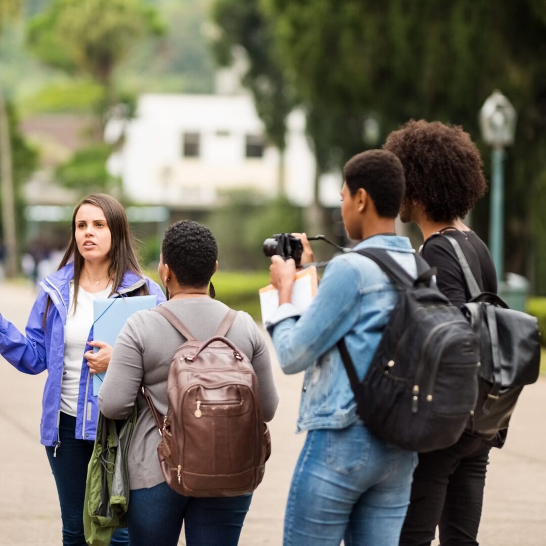 100+ Questions To Ask On A College Tour